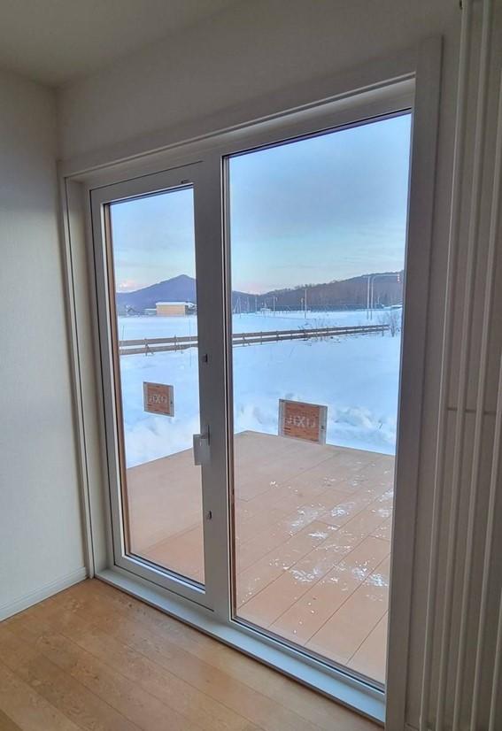 サッシ・インプラスのご相談は北海道のLIXILFCマドリエ旭川永山